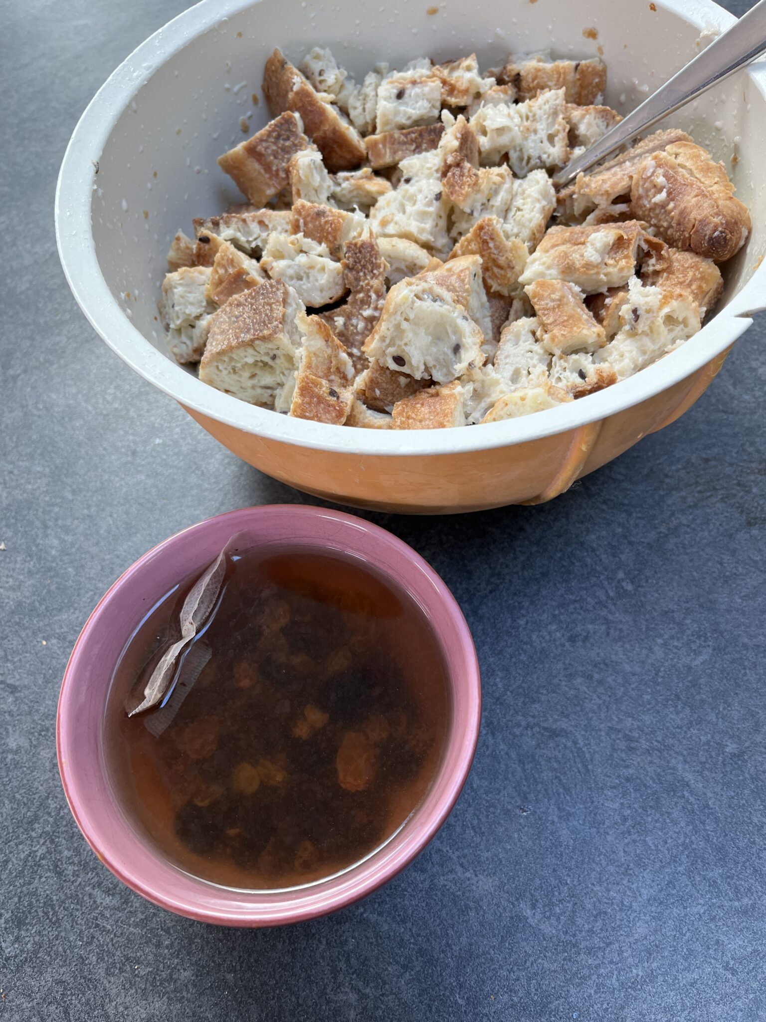 Pudding aux raisins – Torchons & Serviettes